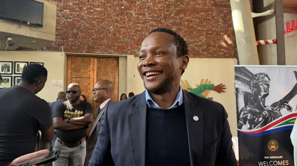 Vodacom & 'Please call me' inventor Nkosana Makate reach settlement deal
