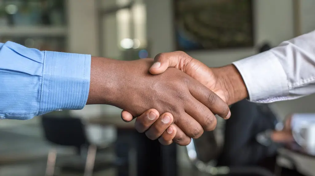 SACCI Business Confidence Index edges up between April & May