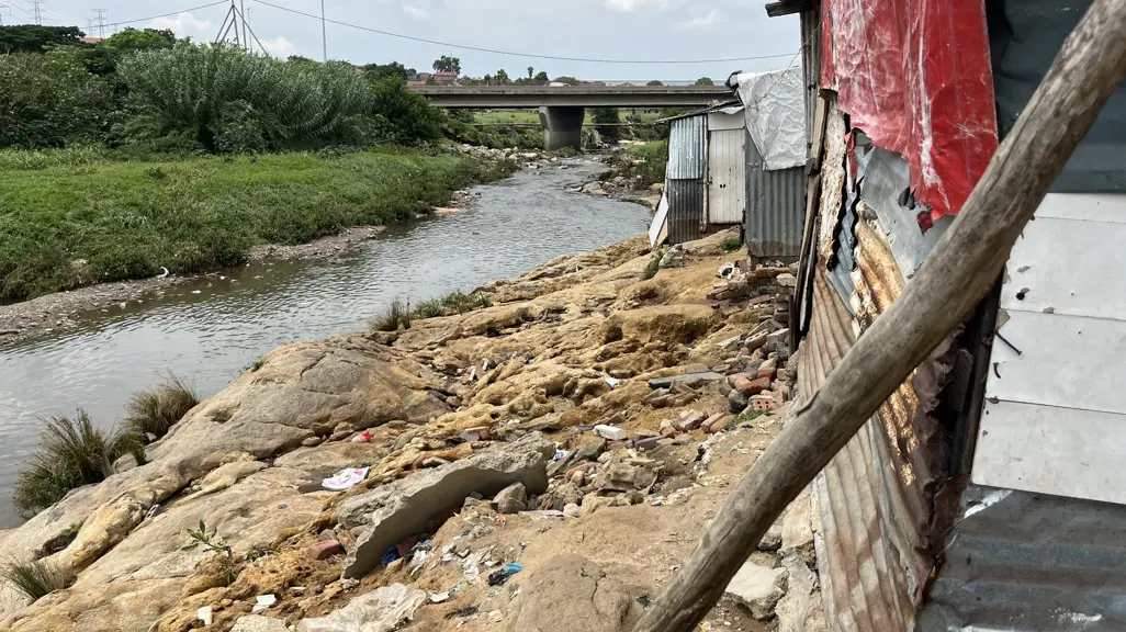 Alex housing crisis mounting as residents attempt to occupy vacant ...