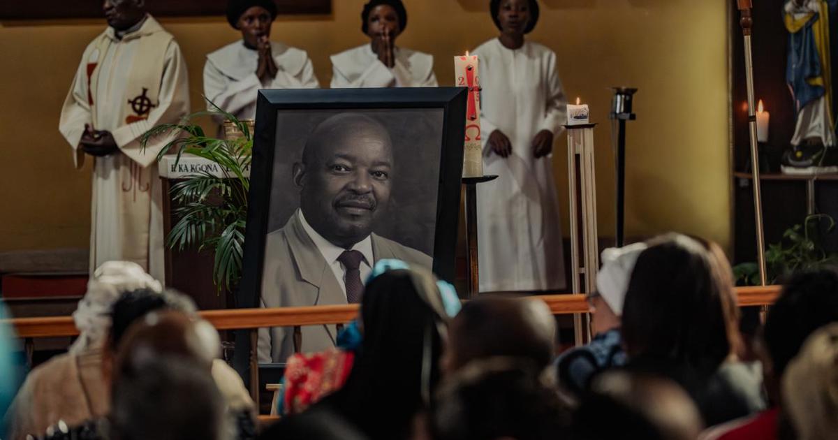 Mosiuoa Lekota’s mortal remains escorted to his funeral service