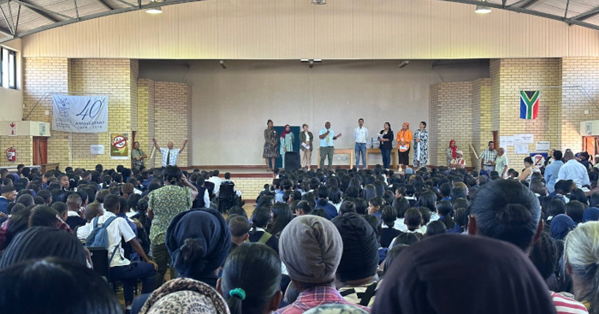 Manenberg Secondary School pupils upbeat about academic year despite ...