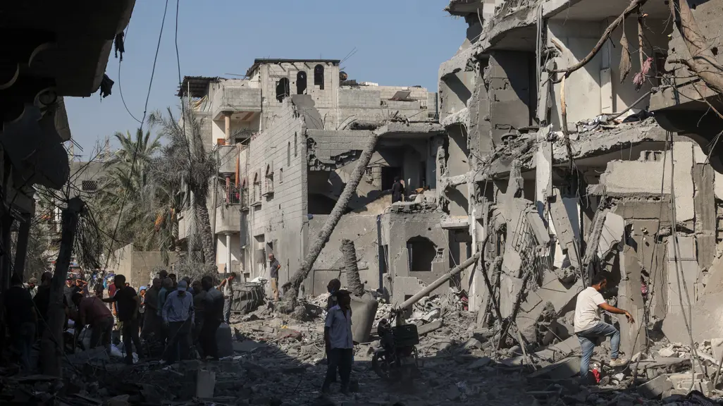 Arab leaders endorse plan to rebuild Gaza under Palestinian Authority