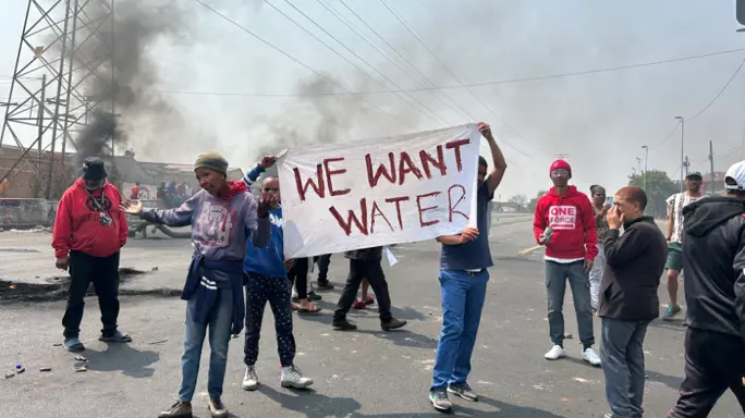 Protesting Westbury residents demand permanent solution to their water ...