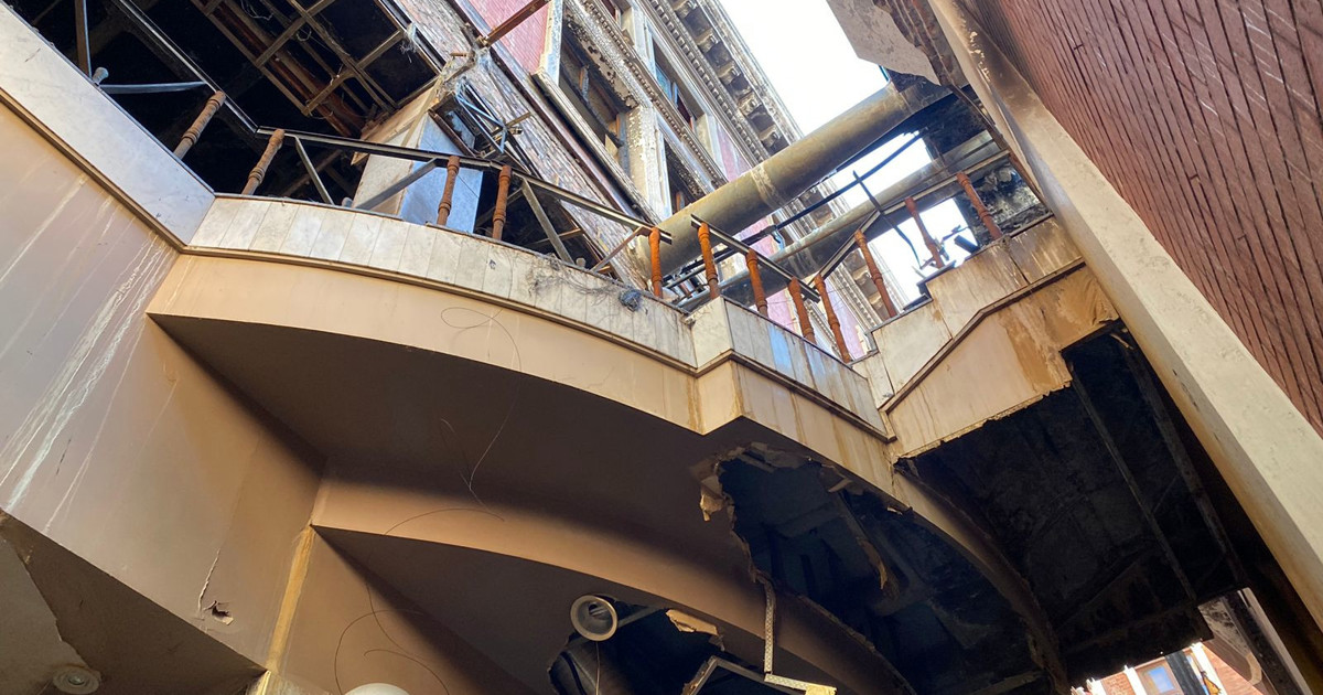 Dome structure tent to be used as makeshift Parliamentary chamber ...