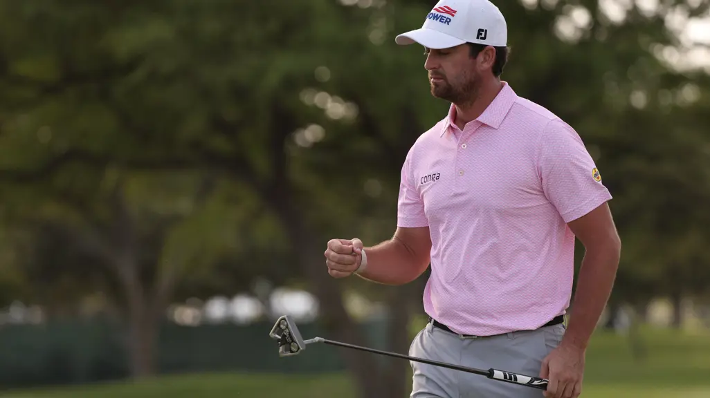 Riley's strong finish puts him two clear at PGA Tour 2026 opener