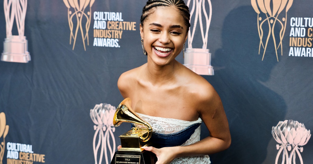 IN PICS: Hugs and tears as Grammy Award winner Tyla touches down on ...