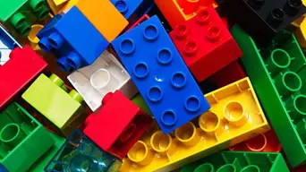 ‘Great Lego Spill': Pieces still washing onto shore 27 years after ...