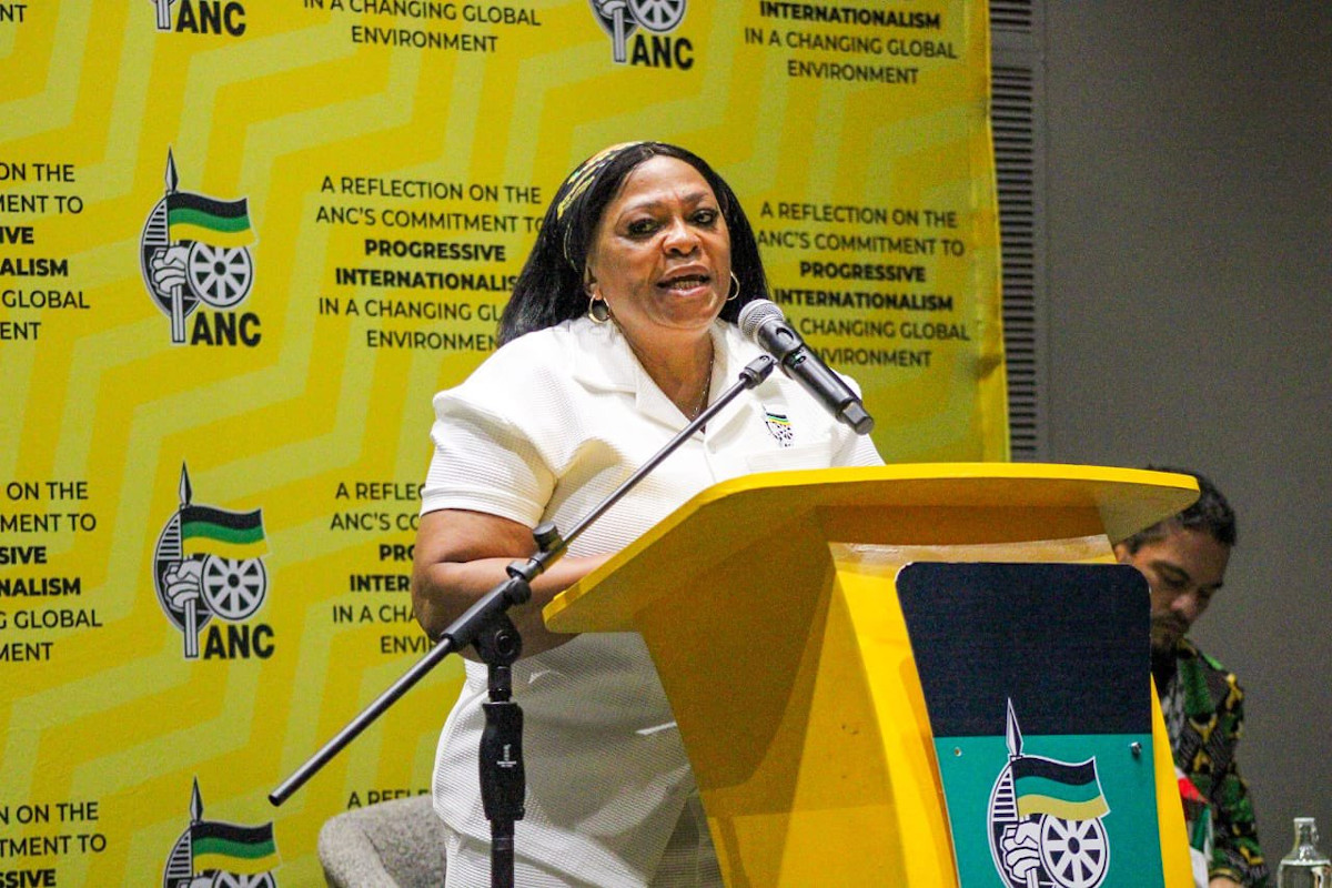 Mokonyane to give briefing on outcomes of ANC's discussions on its ...