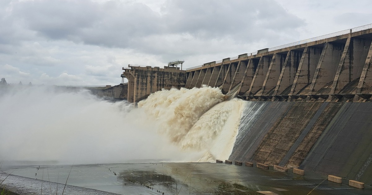 Residents living near riverbanks along Vaal Dam evacuated as water ...