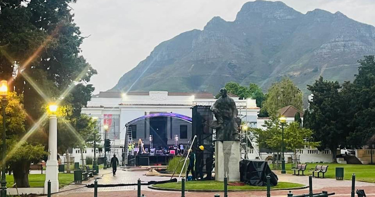 Music lovers defy CT's grey weather to enjoy inaugural Table Mountain ...