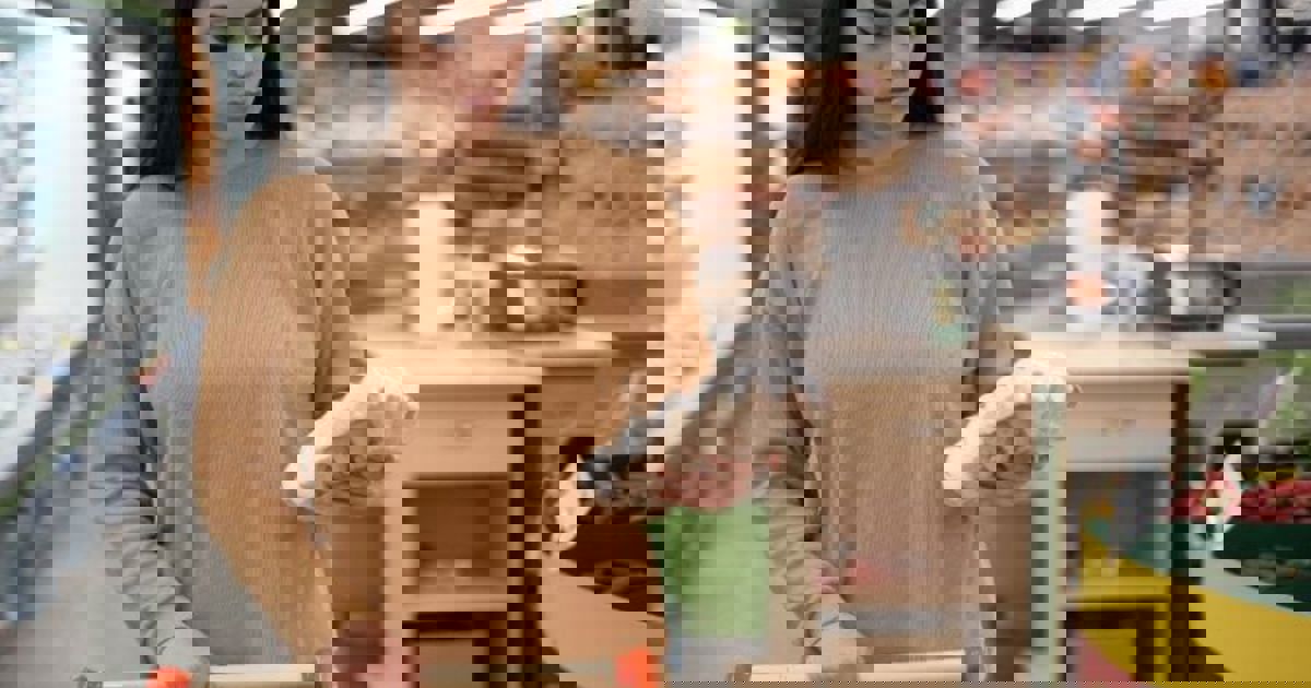 'Best before', 'use by', 'expired'... One of them can be resold legally ...