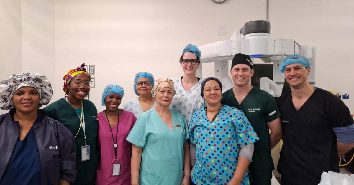 First robotic surgery for living donor kidney removal a success at Cape ...