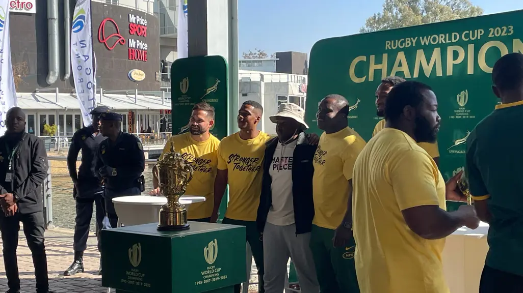 Bloemfontein Bok fans come out in force for glimpse of RWC trophy
