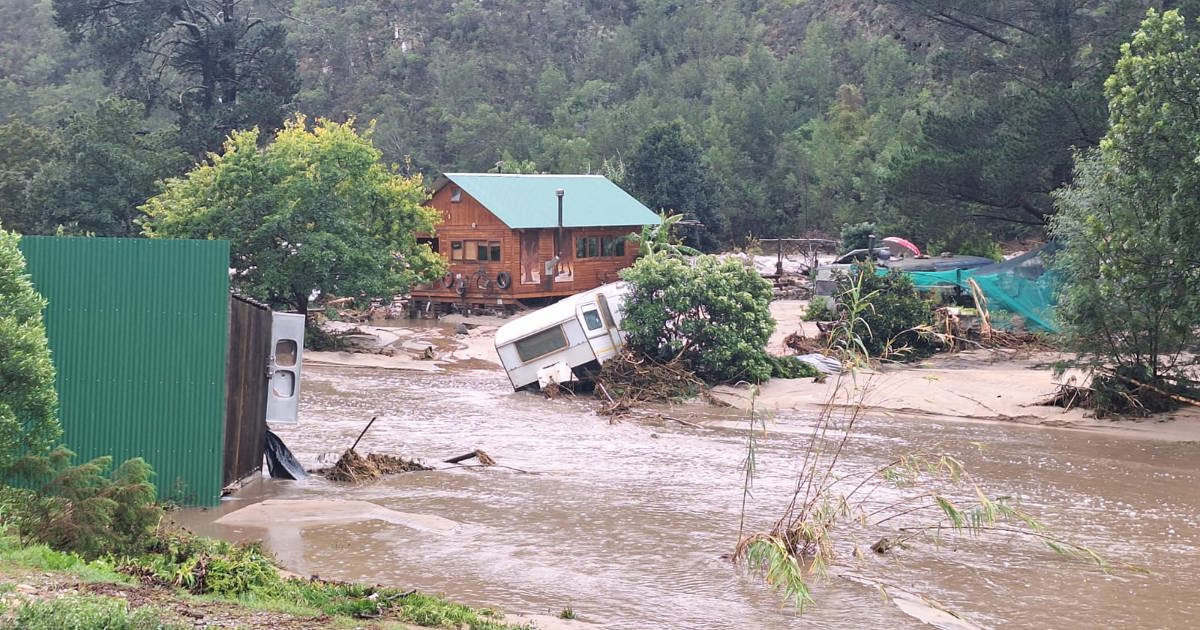 Several communities in the Garden Route remain unreachable due to floods
