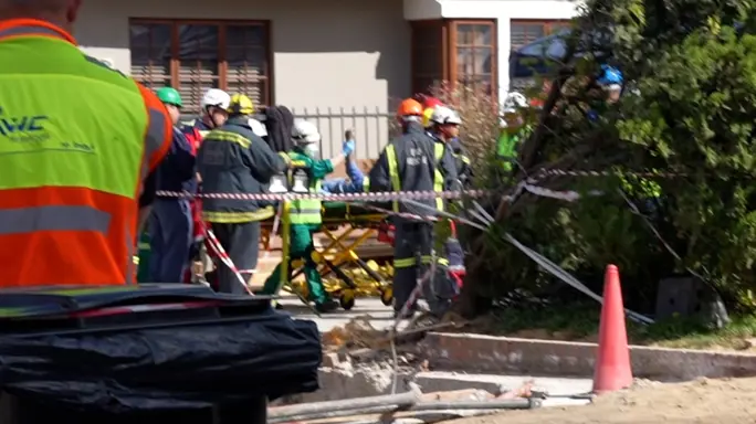 George building collapse: Municipality calls on family members to ...