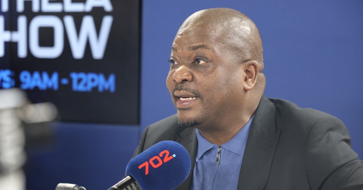 Xhakaza refuses to comment on reasons for Dlabathi's resignation