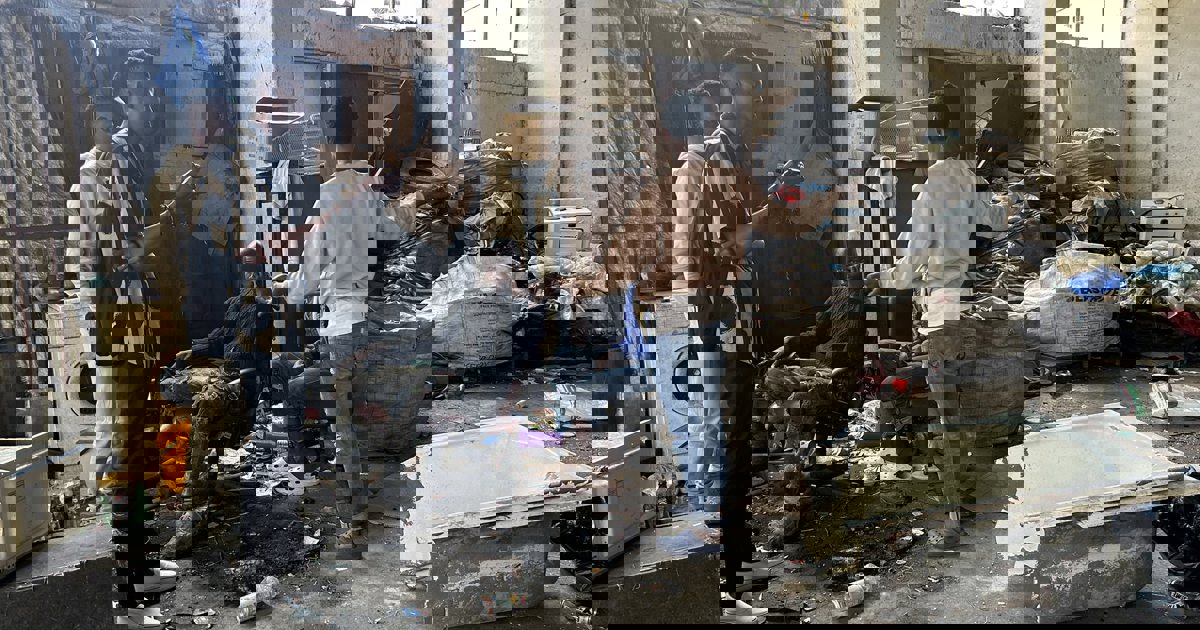 Illegal bus rank, unapproved commercial activity exposed in Joburg CBD