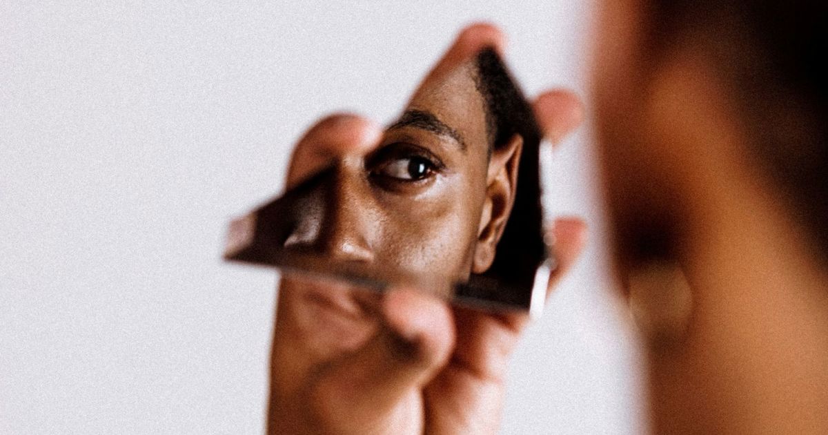 ‘Looksmaxxing’ trend raises concerns over self-image and mental health
