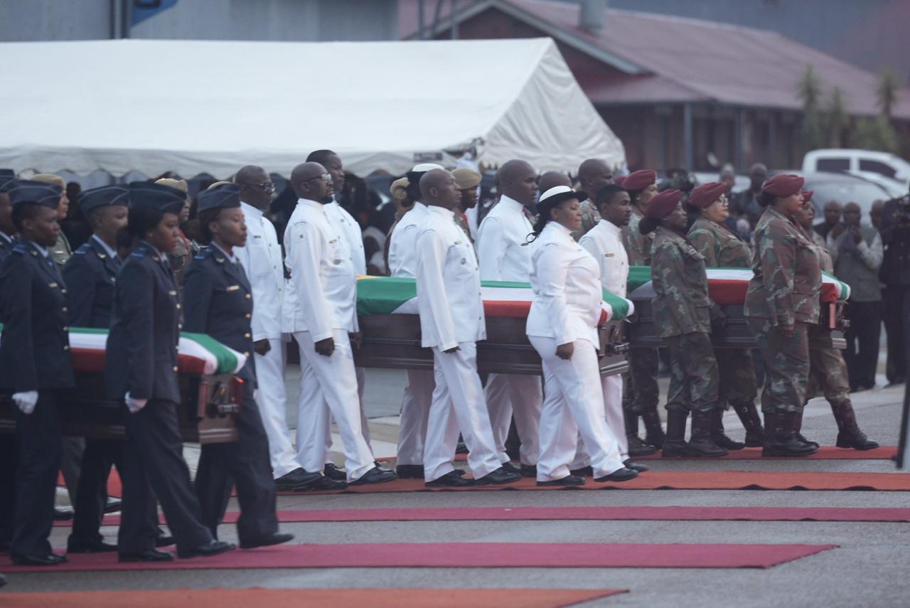 14 SANDF soldiers who died in DRC hailed as heroes as SA mourns their loss