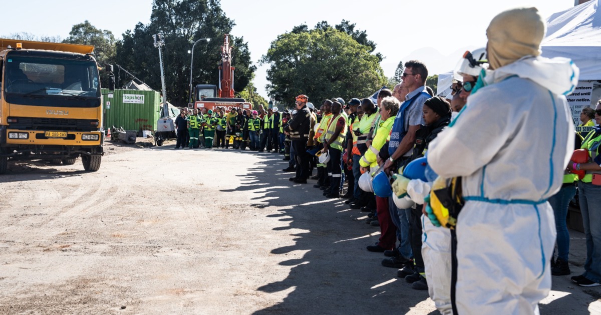 Rescue worker numbers dwindle at collapsed George building as recovery ...