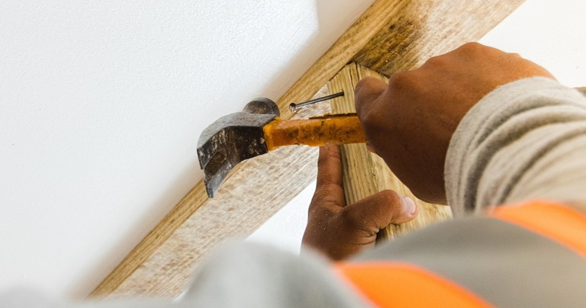 Scam warning: How unscrupulous contractors take advantage of the elderly