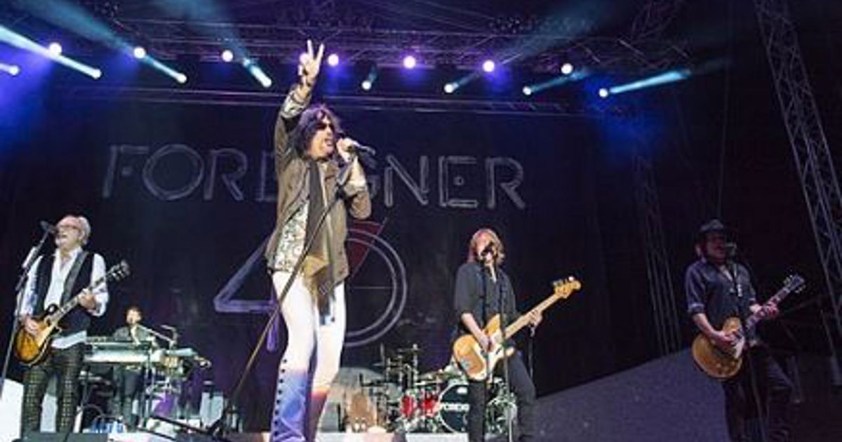 Rock band Foreigner offers to be Taylor Swift & Travis Kelce's wedding ...