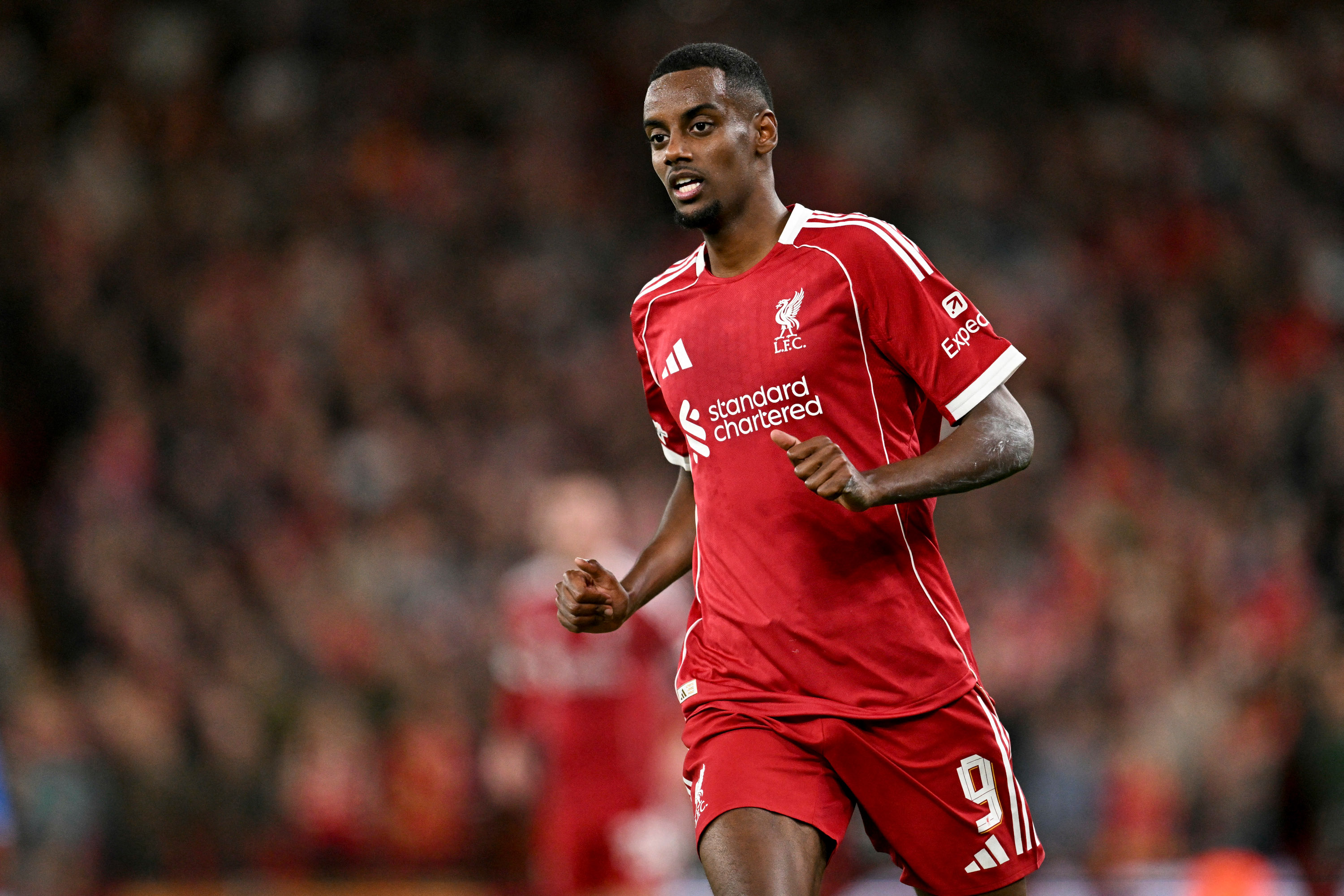 Isak scores first Liverpool goal in League Cup win, Chelsea survive scare