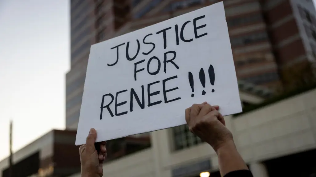 Rallies across US after woman shot and killed by immigration agent