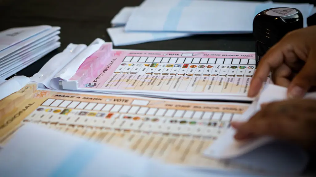 IEC clarifies confusion over new voting figures on its results page