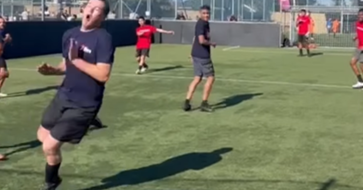 WATCH: Darren, Carl and the Kfm team score at the 5's Football Festival