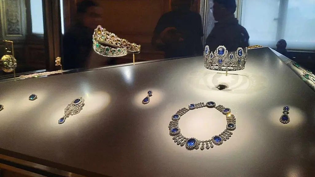 French museum fare hikes for non-European tourists spark outcry