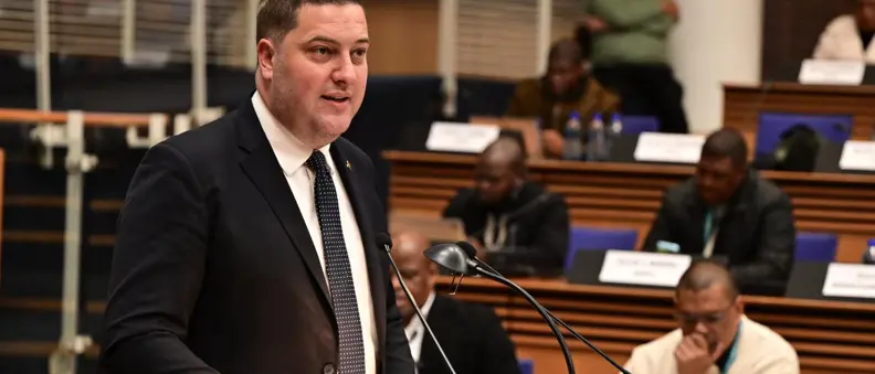 Phillip Vilakazi unseats Dan Balepile to become NUM’s new president