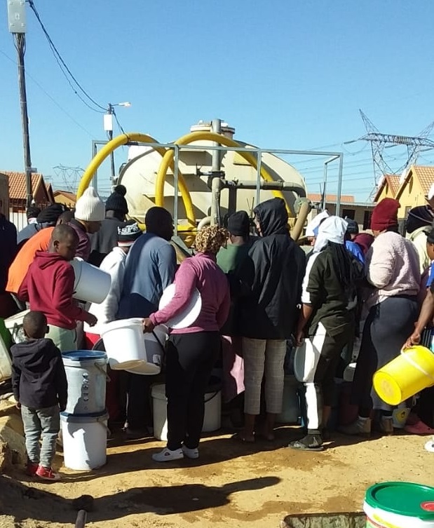 REVIEW: Spectra J1 Pro smartphone costs R1,999 and 'delivers where it ...