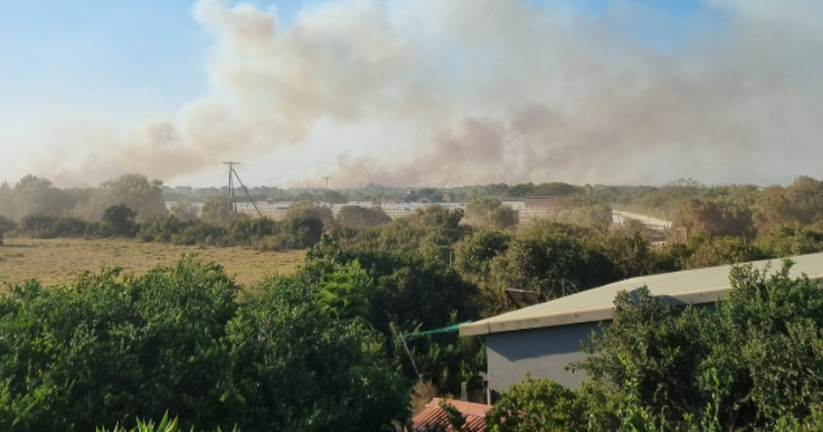 EC residents in Kouga Local Municipality evacuated due to uncontrolled ...