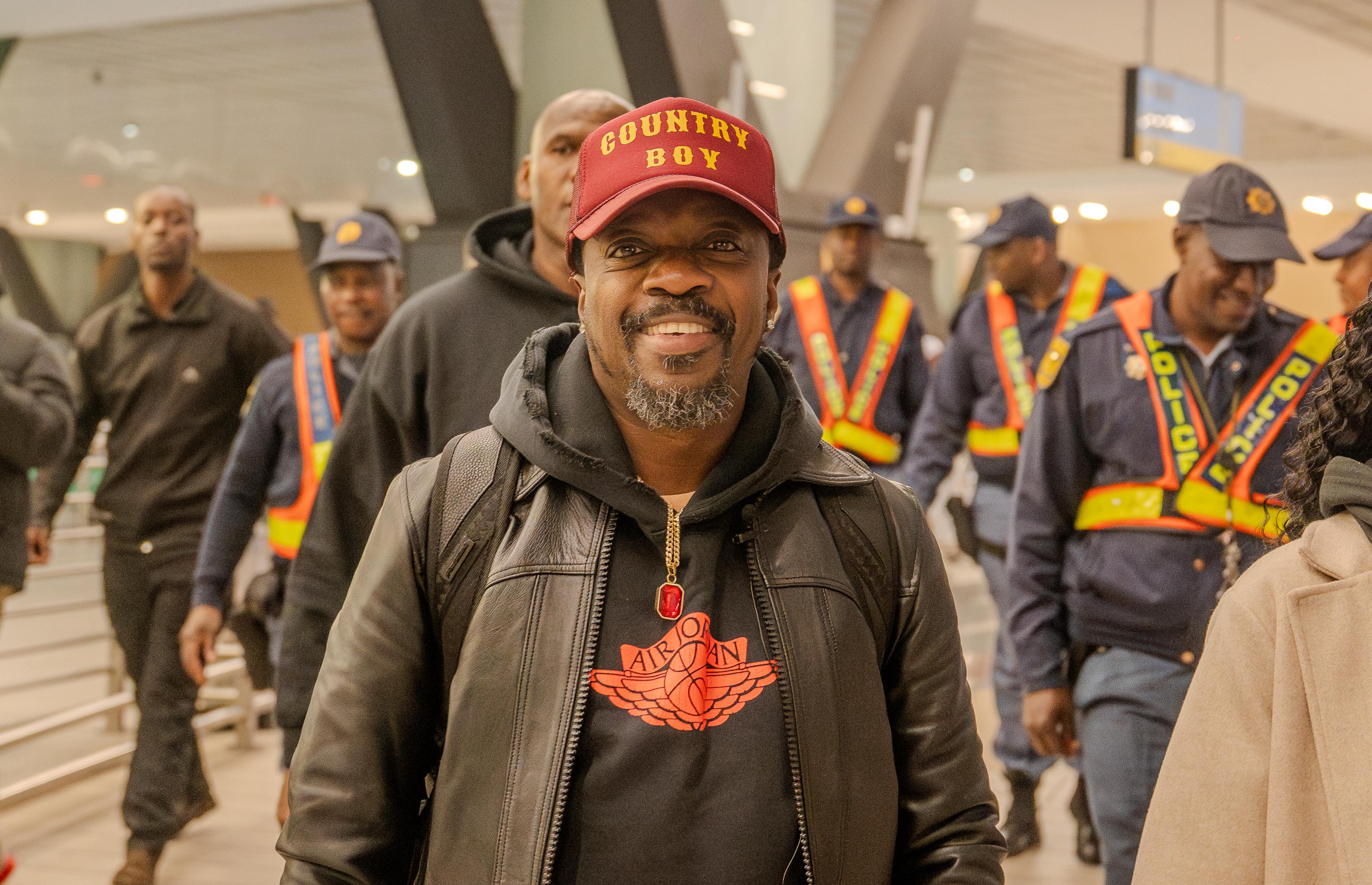 Anthony Hamilton touches down in SA