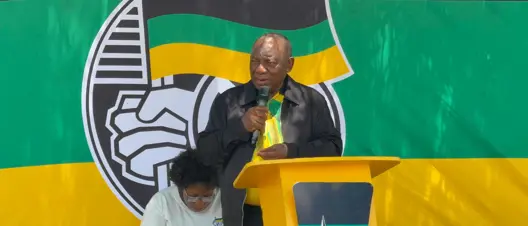 South African actor Jonathan Pienaar (63) dies after heart failure