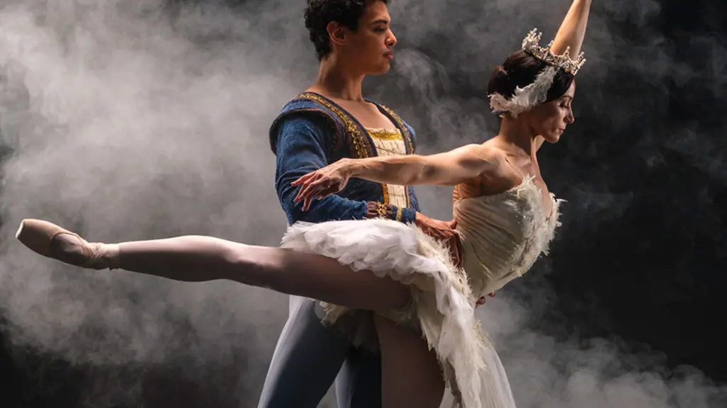 Cape Town and Joburg Ballets collab for magical Swan Lake performances ...