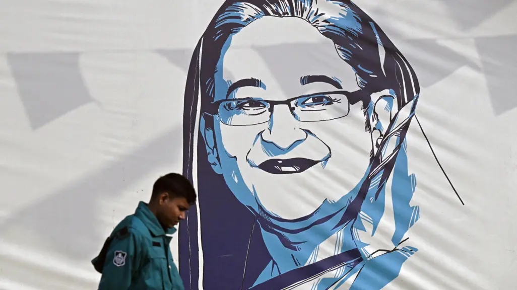 Bangladesh court orders arrest warrant for ex-leader Sheikh Hasina Bangladesh court orders arrest warrant for ex-leader Sheikh Hasina