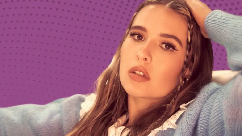 Carl Wastie catches up with UK singer-songwriter Mimi Webb about her ...