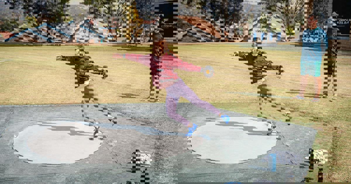 Paralympian Simoné Kruger starts her year with the Zanele Situ trophy ...