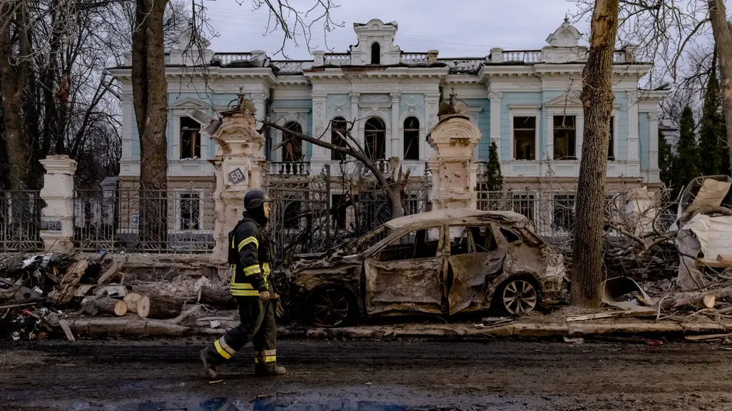 Russia and Ukraine accuse each other of breaching Easter truce