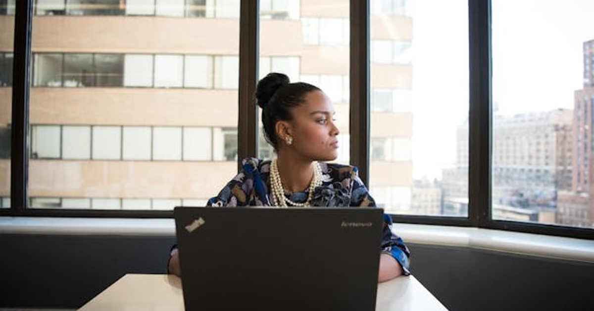 Microsoft Teams to let bosses track if you're really in the office ...