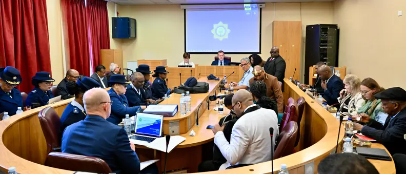 Home Affairs outlines new immigration crackdown and fast-tracking of ...