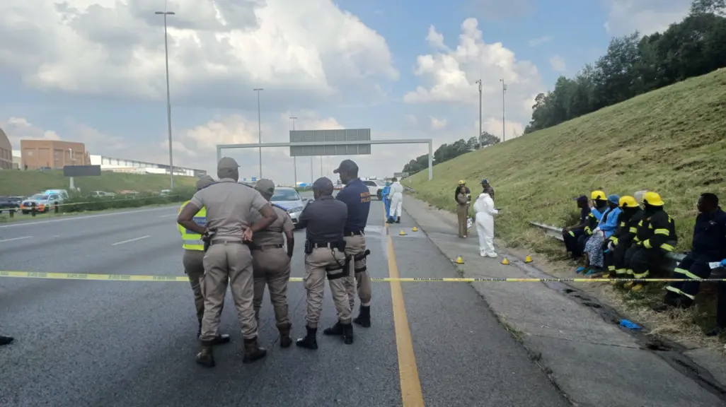 Three people killed during police shootout on the N12 in Johannesburg