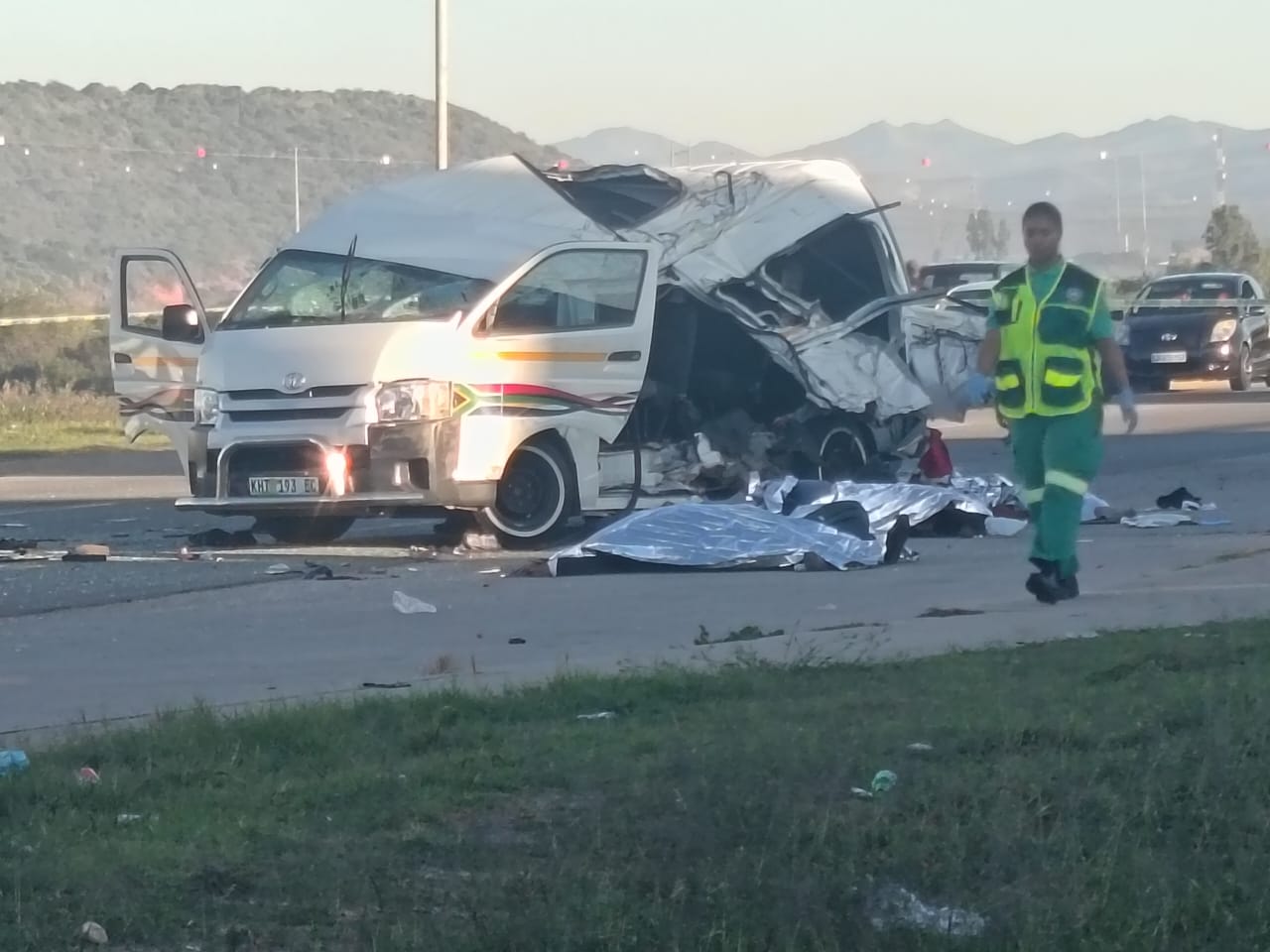 7 dead after taxi and bus collide in Kariega