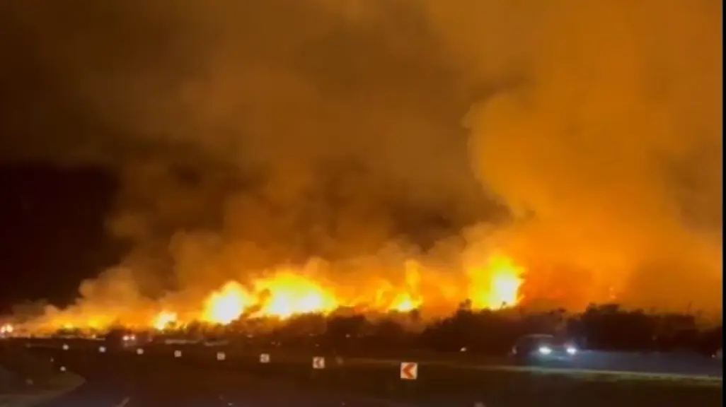 Multiple firefighting crews deployed to fight fire in Du Toitskloof pass