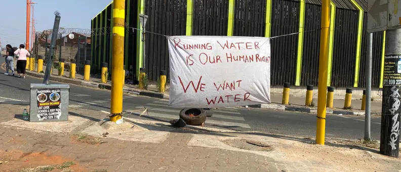 CapeTalk's John Maytham takes centre stage in 'To Life, With Love'