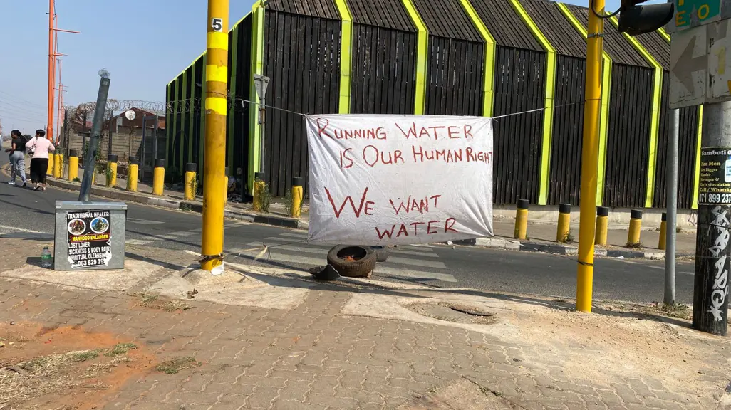 Coronationville residents battle unreliable water supply for almost 10 ...