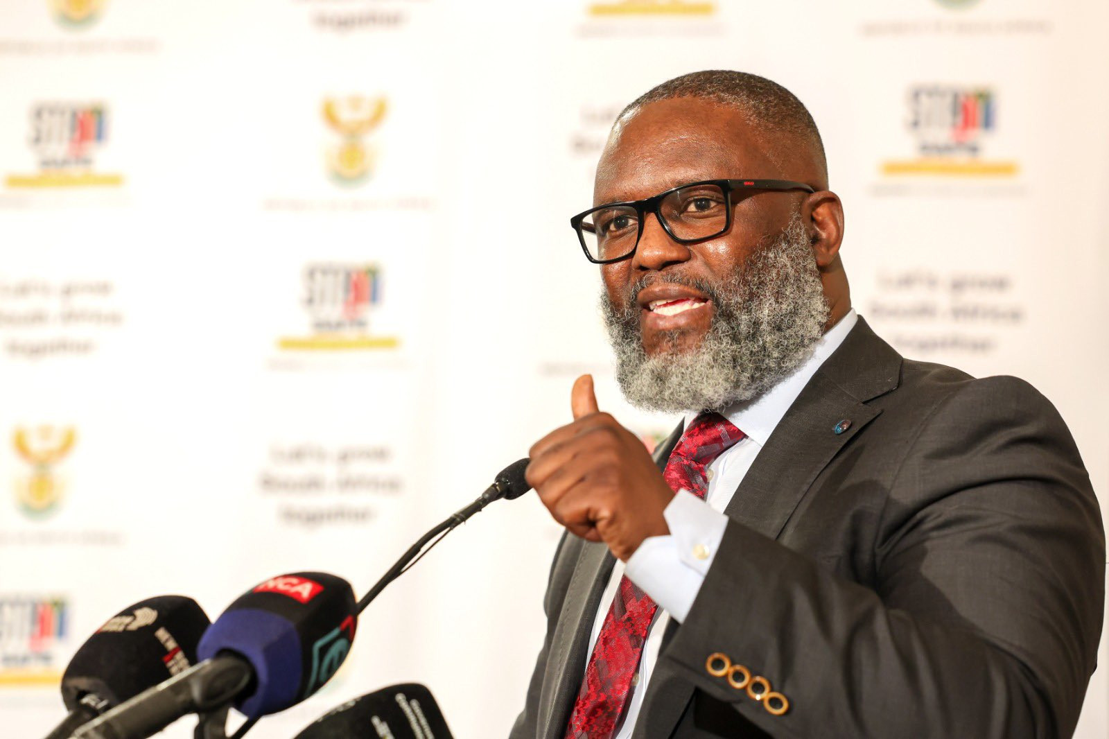 Public Service Administration Minister Buthelezi calls for ...