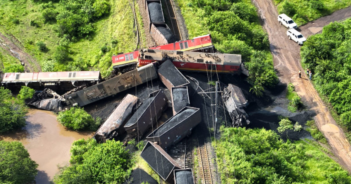 Tons of coal lost following derailment of Transnet Freight Rail trains ...